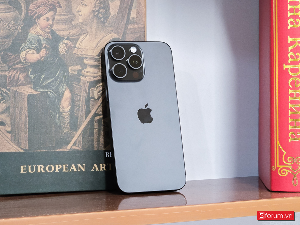 So sánh iPhone 16 Pro vs iPhone 15 Pro Max chi tiết